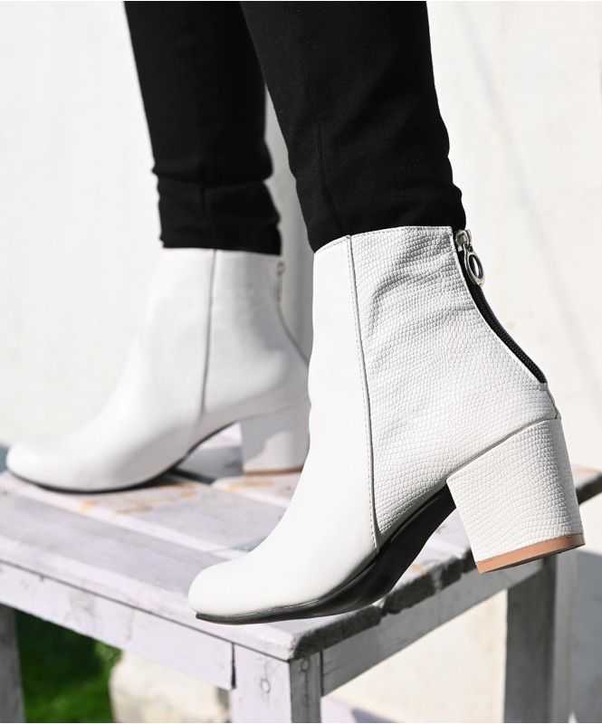 Boots for women -Buy online stylish women boots - Street Style Store